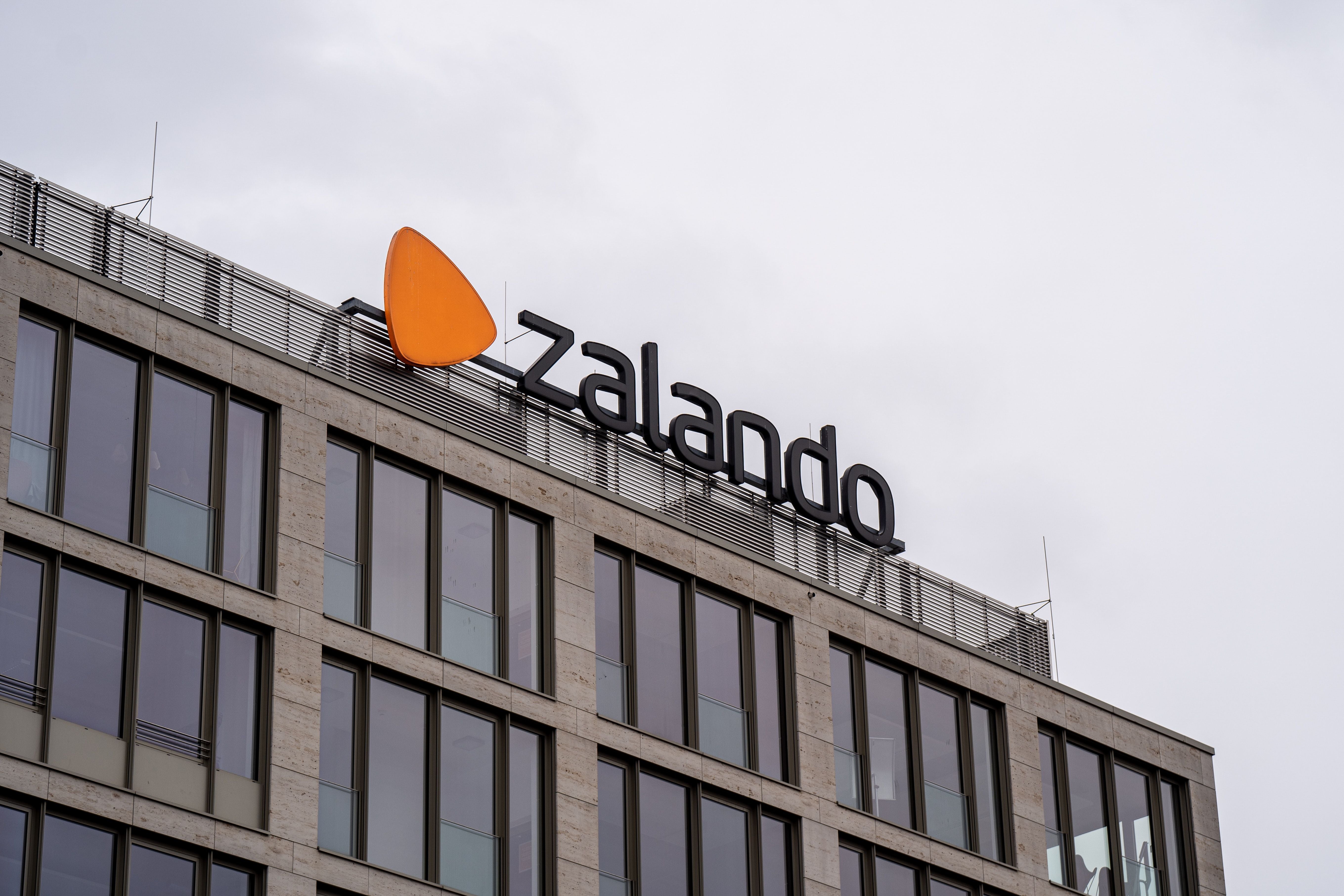 Zalando versus About You: Welcher Mode-Online-Shop die Nase vorn hat ...