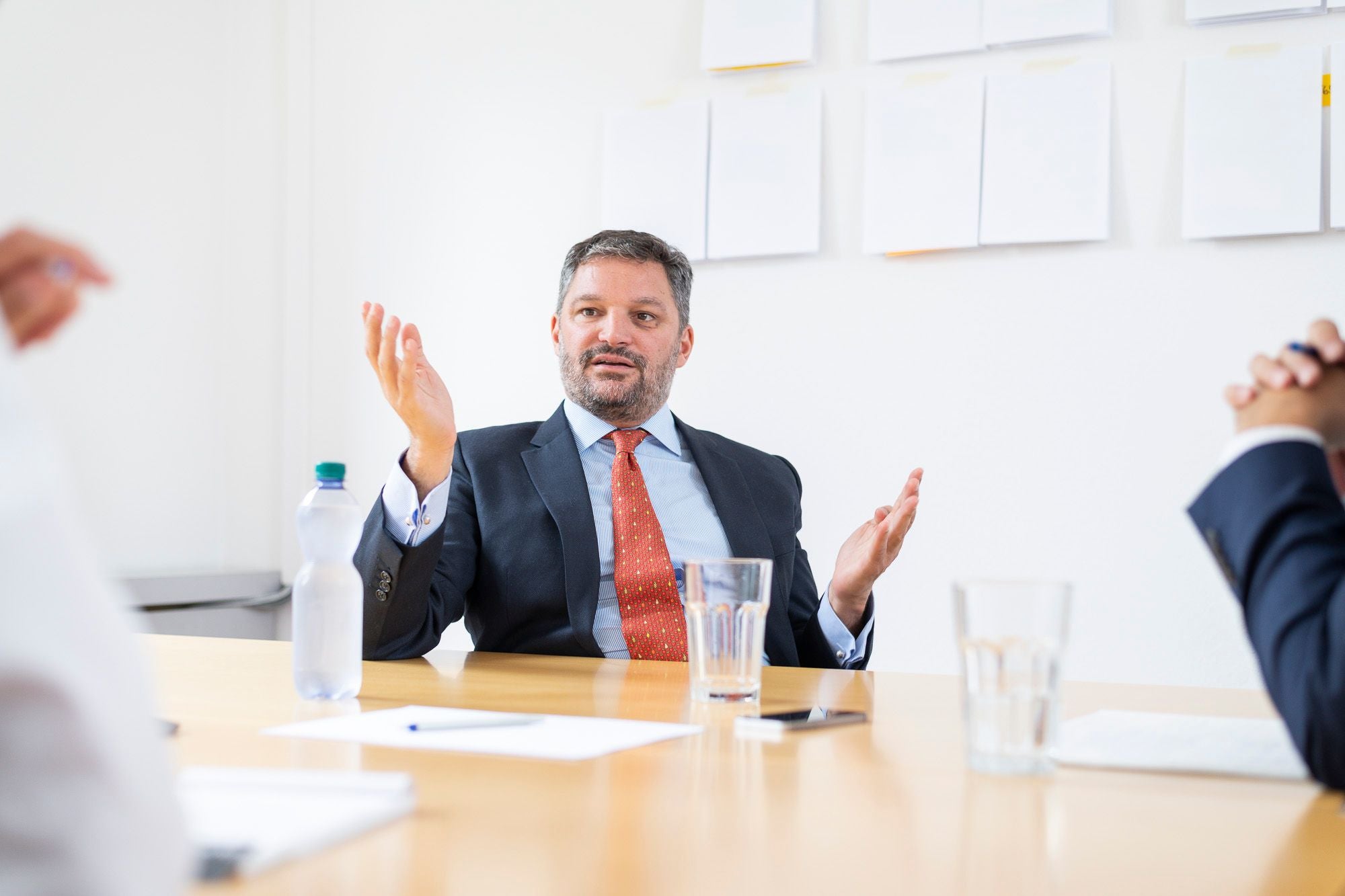 Louis Gave, Gavekal: US Equities are very much priced for perfection